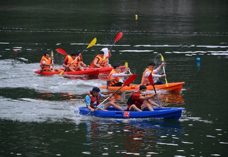 30 trò chơi team building ngoài trời đơn giản, độc lạ