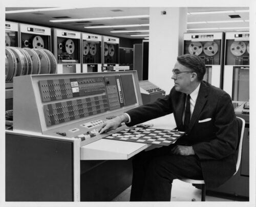 Machine Learning là gì? Nguyên tắc hoạt động và ứng dụng